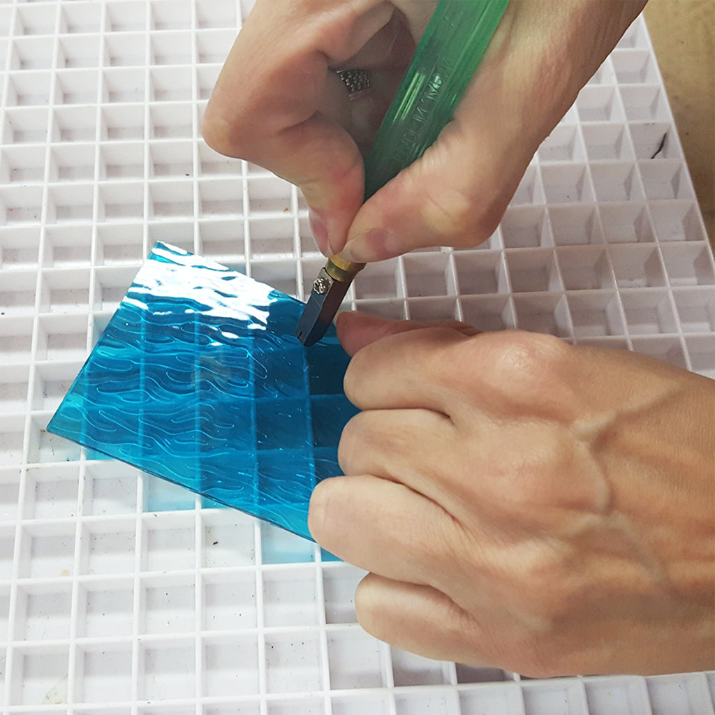 Morton Mini Grid Surface – Weisser Glass Studio